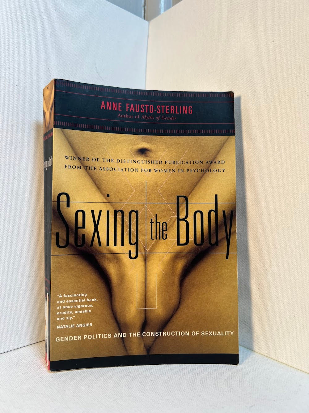 Sexing the Body - Gender Politics and the Construction of Sexuality by – Revolving Books