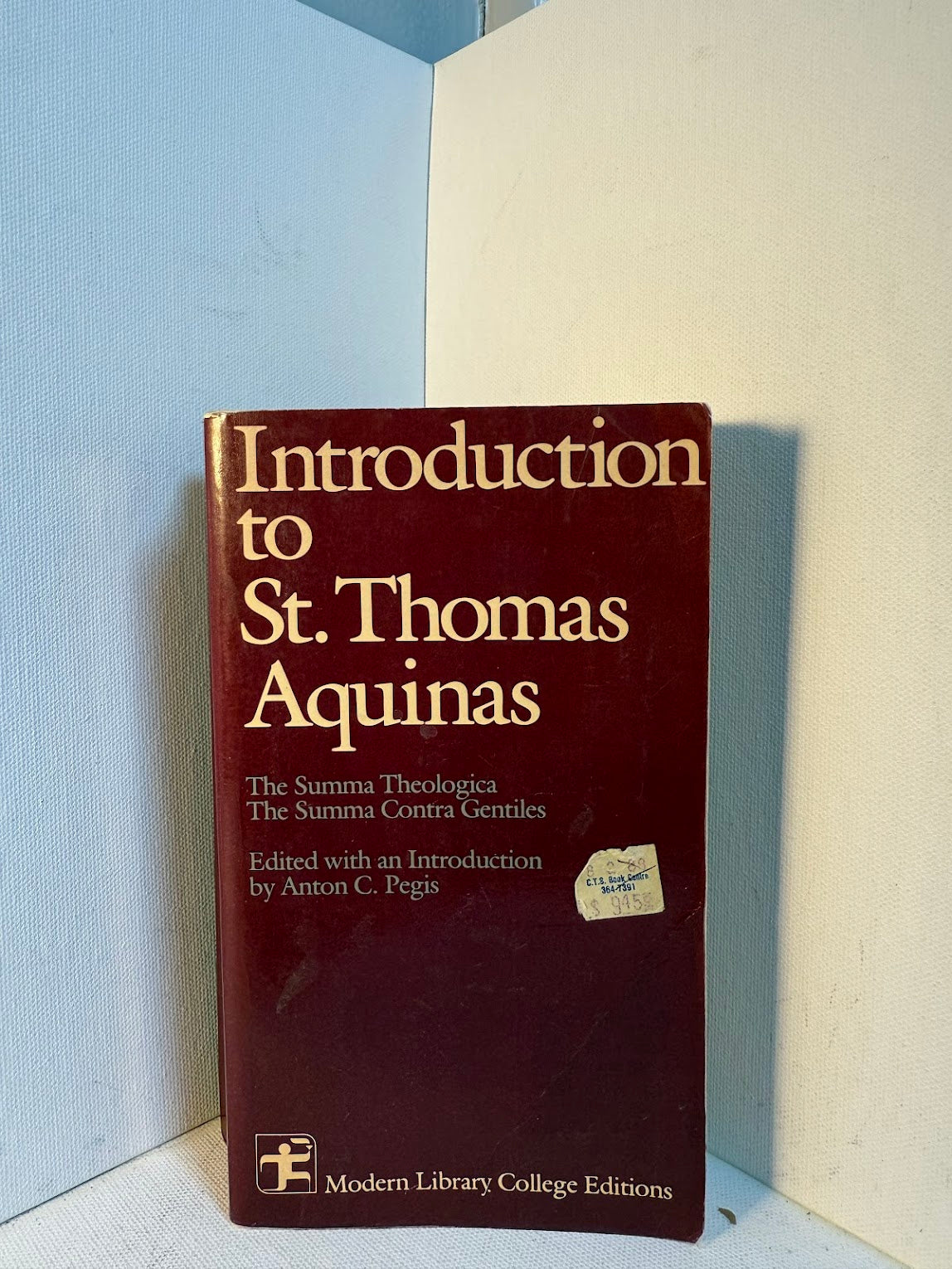 Introduction to St. Thomas Aquinas – Revolving Books