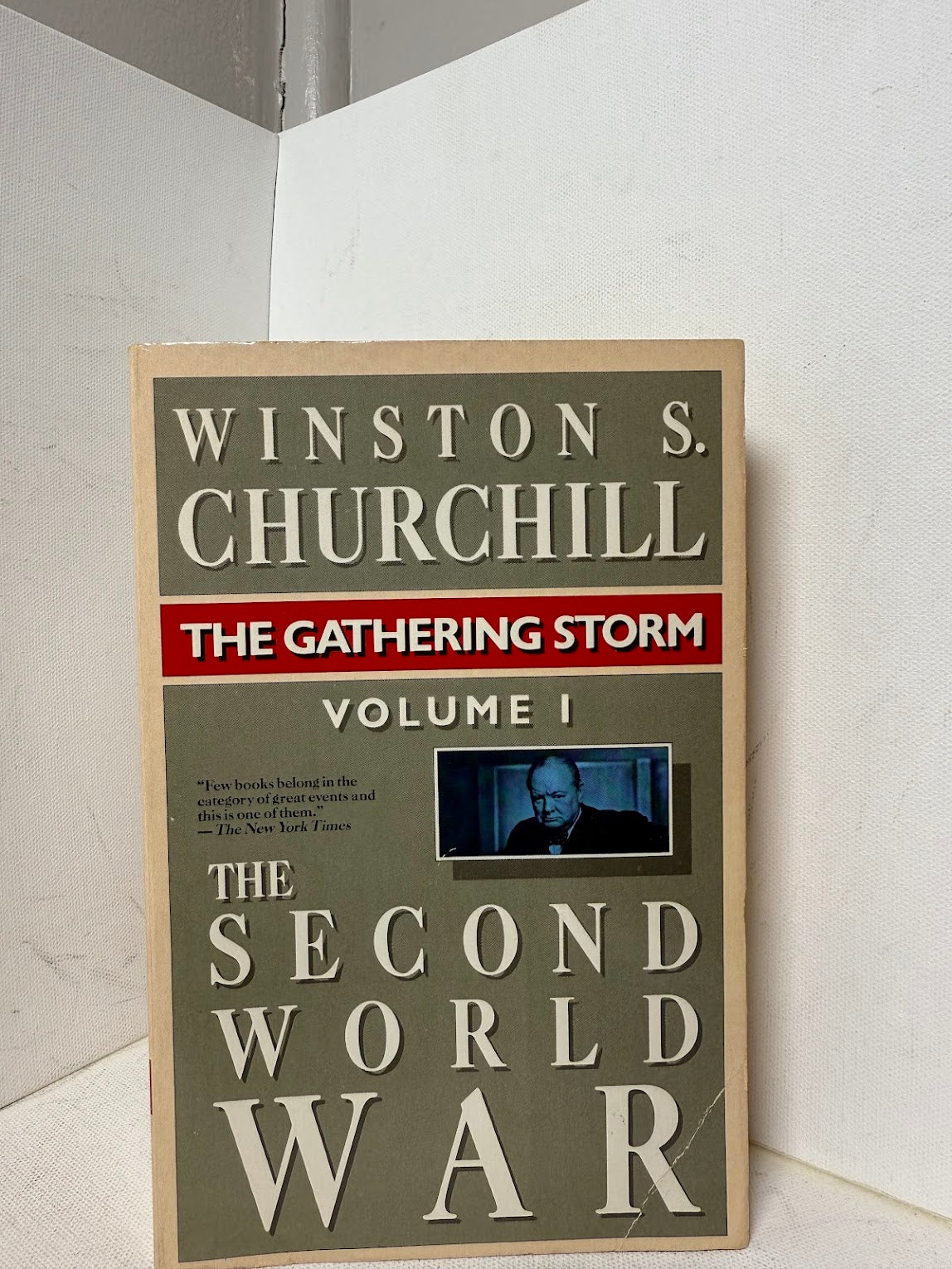 The Gathering Storm by Winston Churchill – Revolving Books