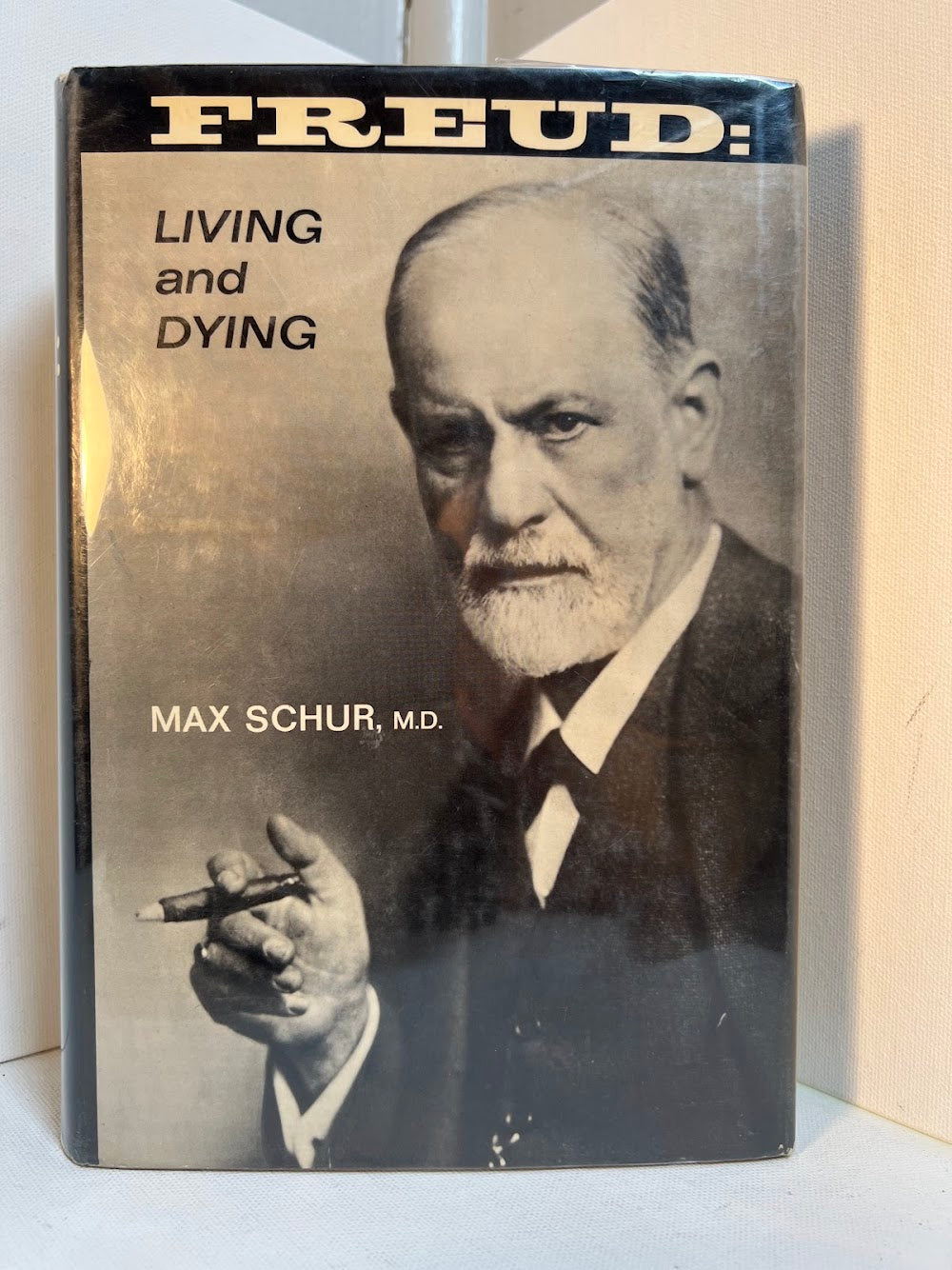 Freud: Living and Dying by Max Schur – Revolving Books
