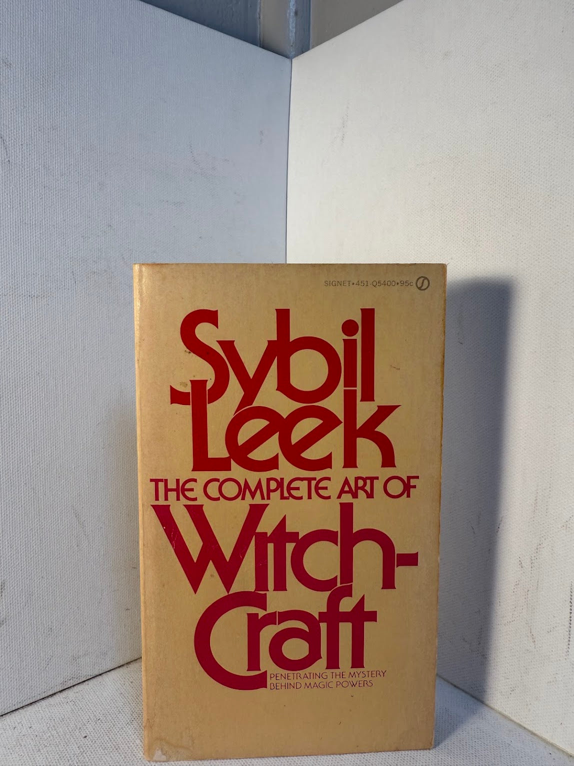 The Complete Art of Witchcraft by Sybil Leek – Revolving Books